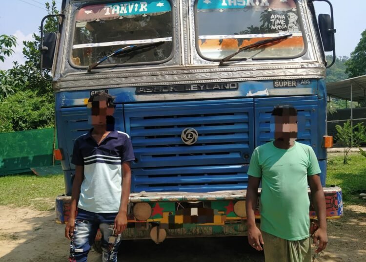 3 Indian smugglers caught by BSF on Bangladesh border | Highland Post