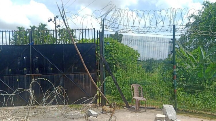 border fencing | Highland Post
