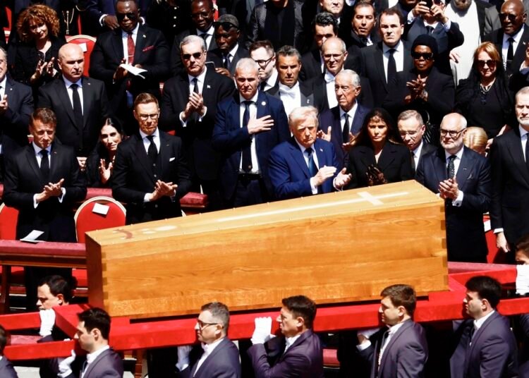 Mighty and meek say farewell to Pope Francis during Vatican funeral and ...