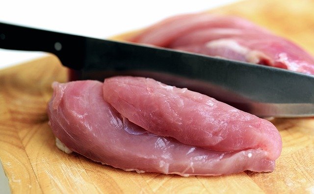 Butchers to use colour-coded chopping boards, knives to prevent disease ...